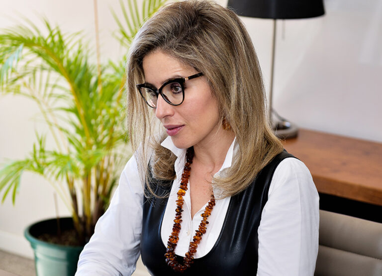 Grande Entrevista Aline de Beuvink - Descendências Magazine